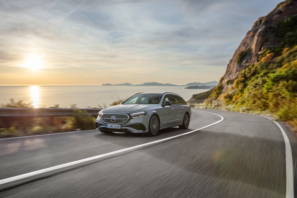 Mercedes-Benz reveals new E-Class Estate - Sgcarmart