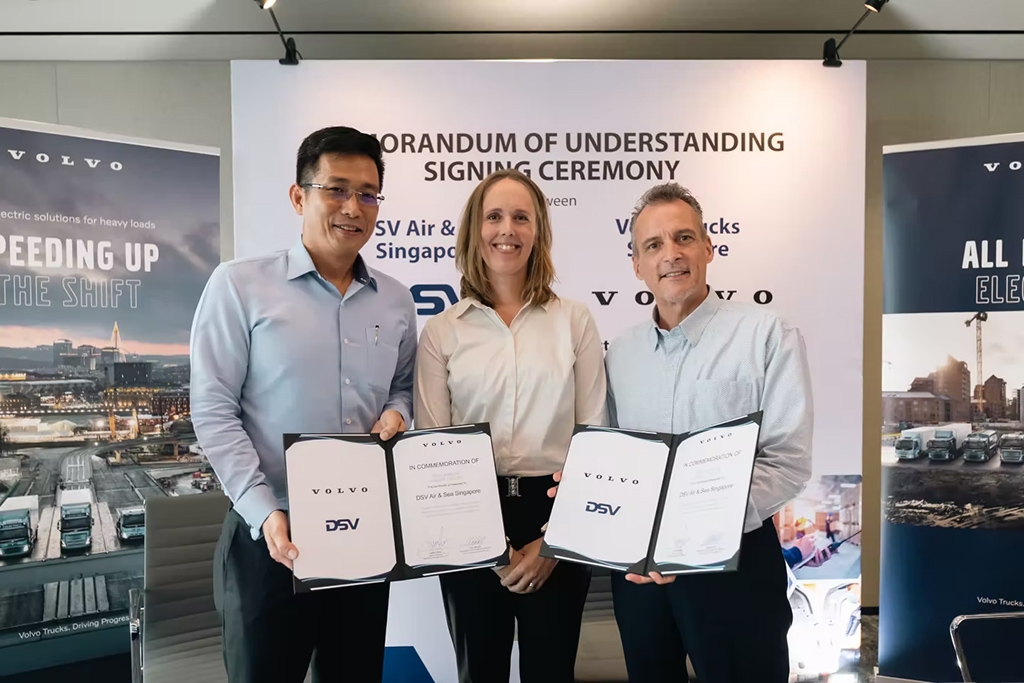 DSV Air & Sea Singapore gets its first Volvo electric truck - Sgcarmart