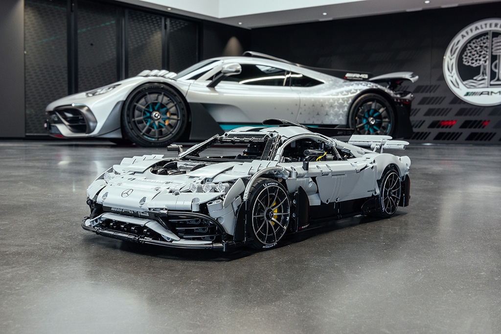 You can now get a CaDA Mercedes-AMG One set - Sgcarmart