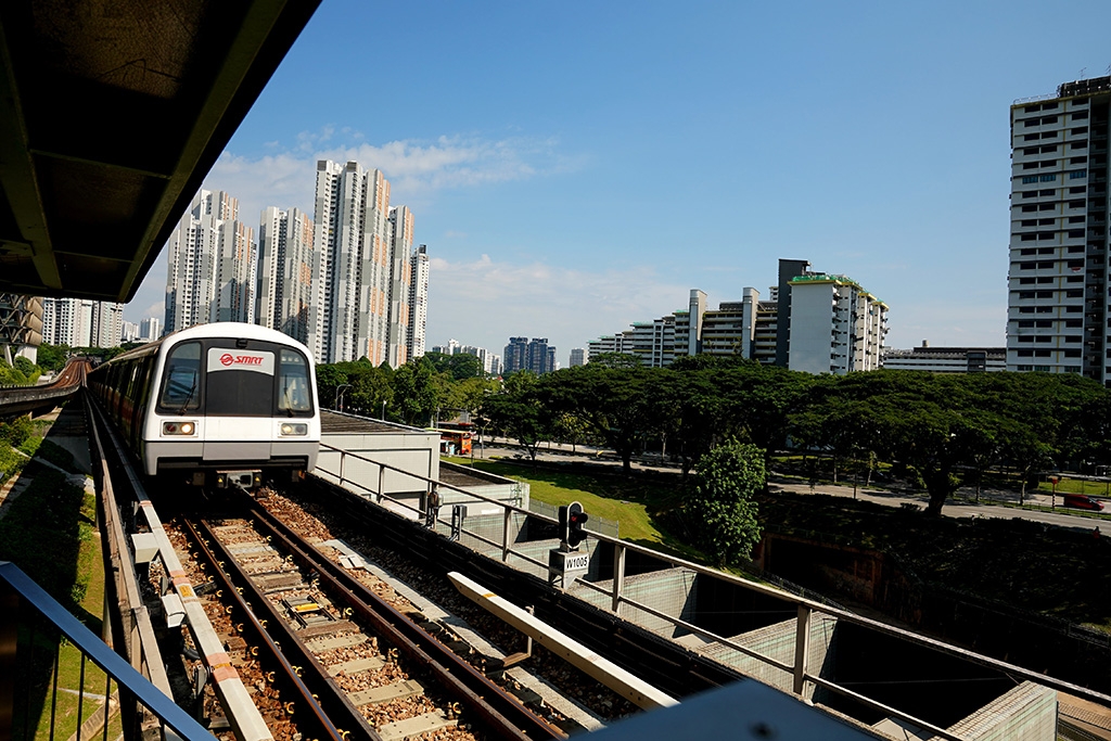 SMRT extends train and bus services on 24 Dec and 31 Dec - Sgcarmart