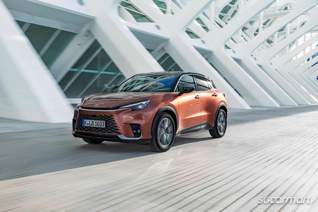 Lexus LBX 1.5 Cool First Drive Review - Sgcarmart