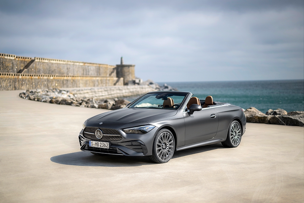 Mercedes-Benz unveils new four-seat CLE Cabriolet - Sgcarmart