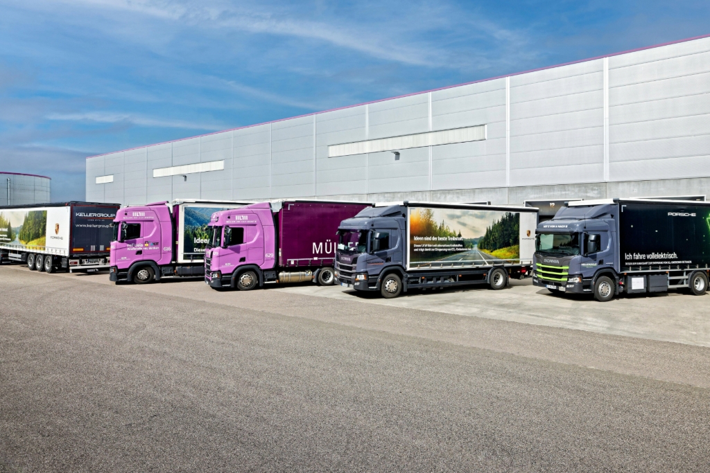 Porsche continues using sustainable transport logistics - Sgcarmart