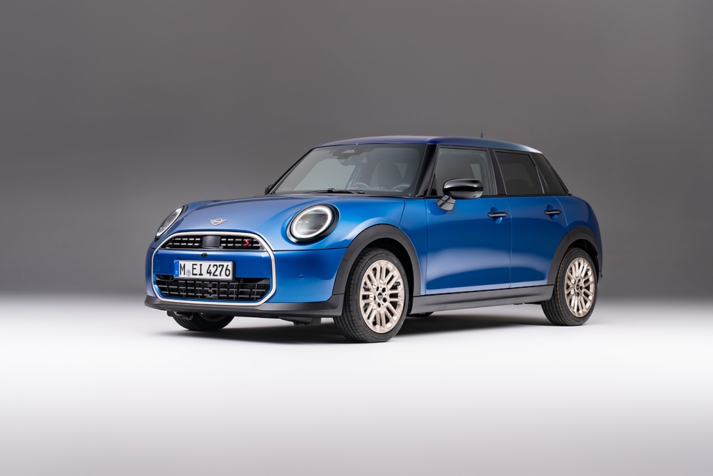 MINI reveals new Cooper 5 Door - Sgcarmart