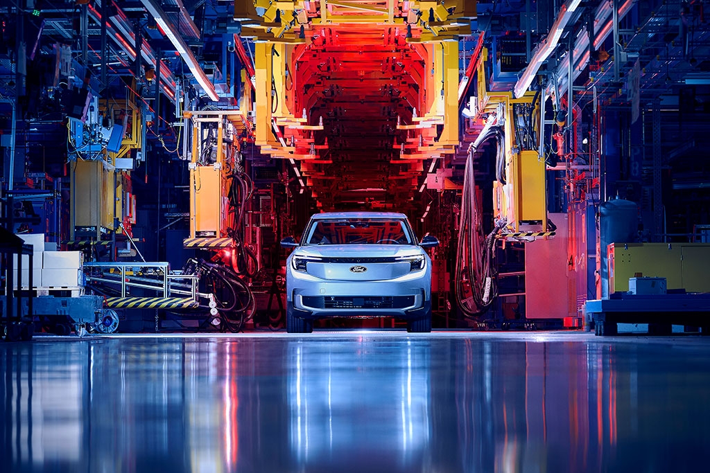 Ford starts production of the Explorer in Germany - Sgcarmart