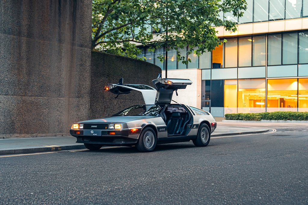 Electrogenic DeLorean DMC-12 to head to Salon Prive - Sgcarmart