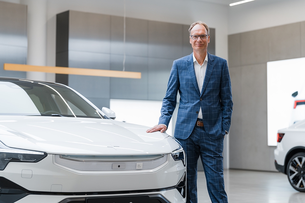 Polestar appoints ex Opel CEO as new head - Sgcarmart