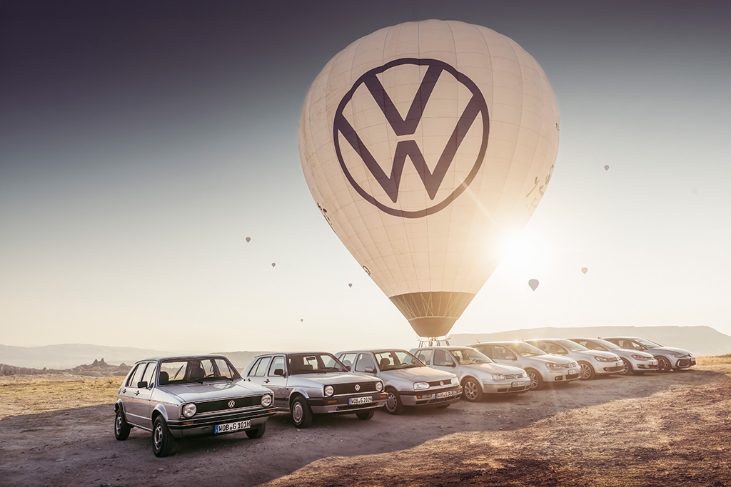 Volkswagen Golf gets special birthday balloon - Sgcarmart