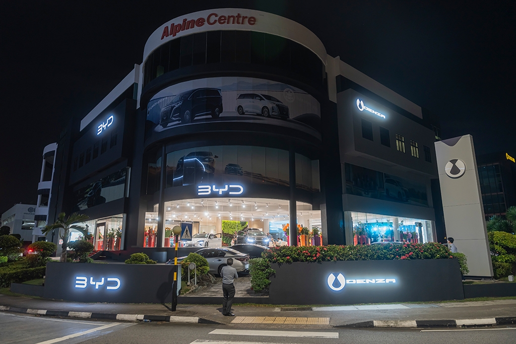 Harmony Auto opens new BYD showroom in Ubi - Sgcarmart