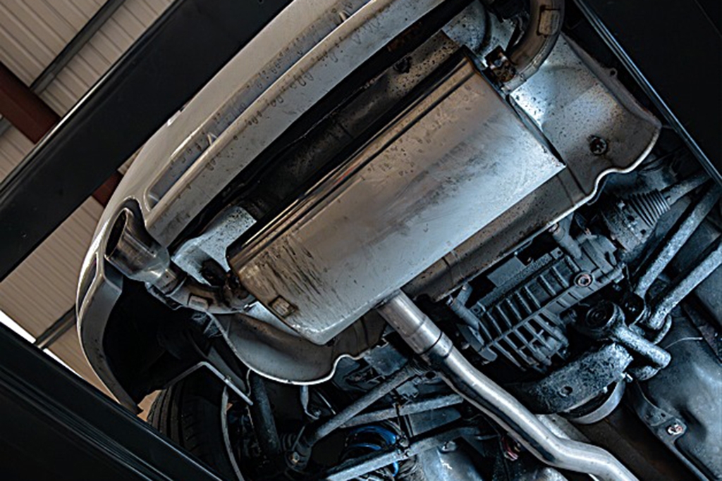 Milltek Classic updates exhaust for Volkswagen Golf Mk4 R32 - Sgcarmart