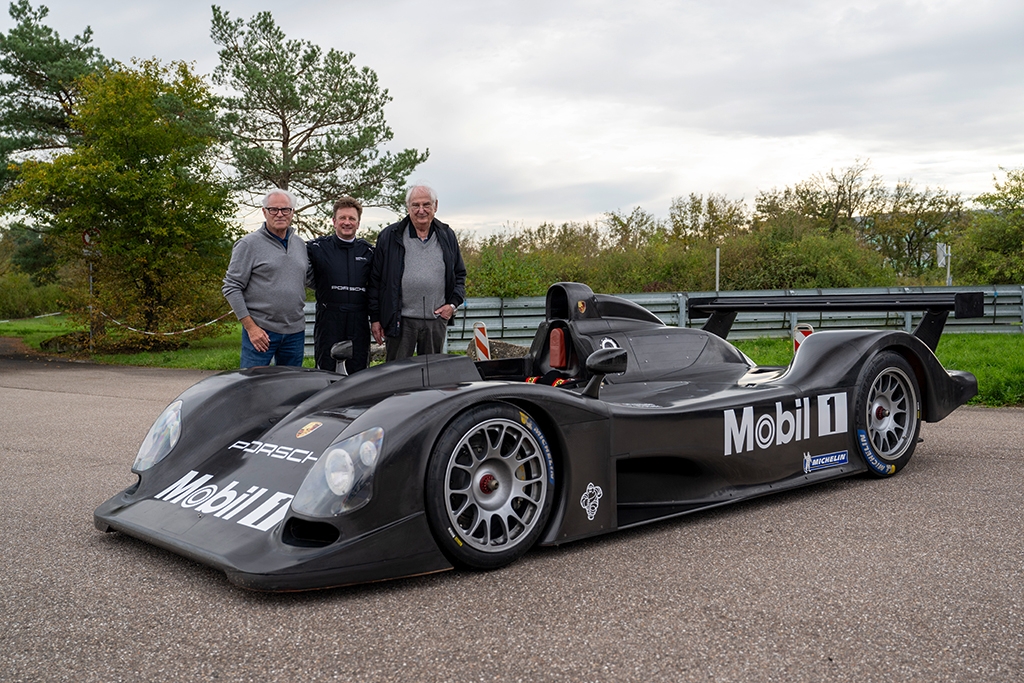 Porsche brings an original LMP 2000 back to life - Sgcarmart