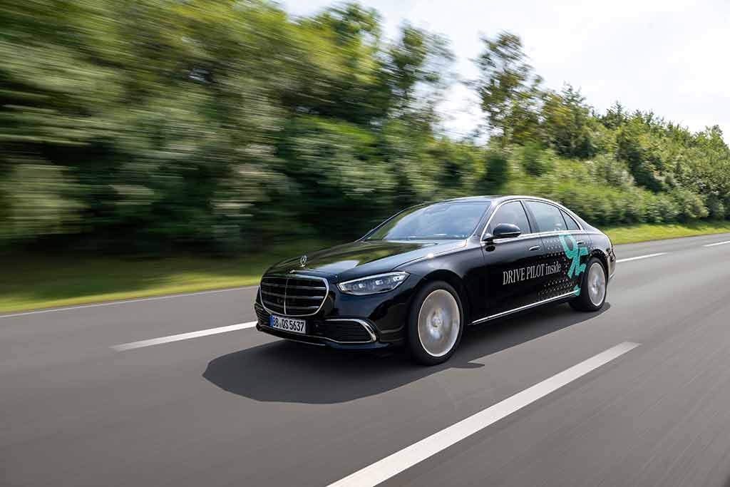 Mercedes-Benz gains approval for Level 3 autonomous driving - Sgcarmart