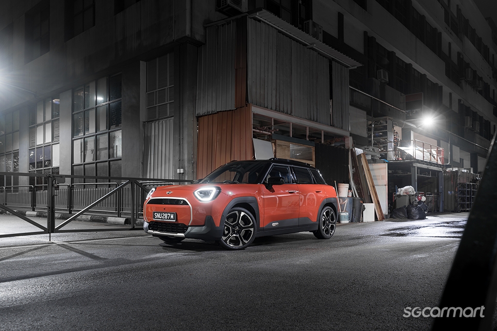 MINI Aceman SE Review - Sgcarmart