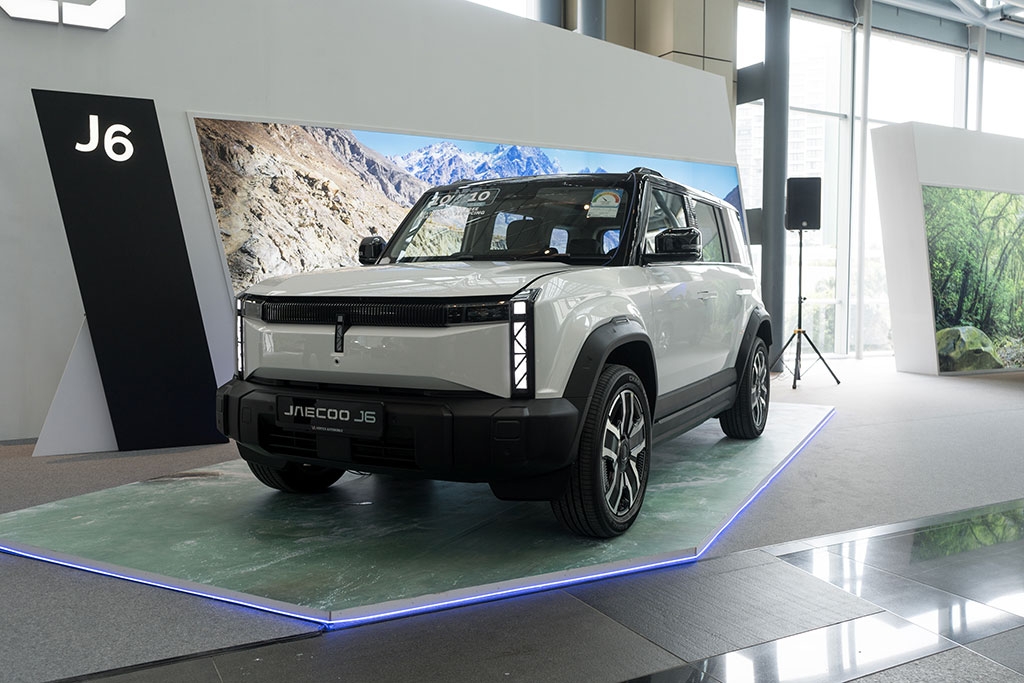 All-electric Jaecoo J6 launched in Singapore - Sgcarmart