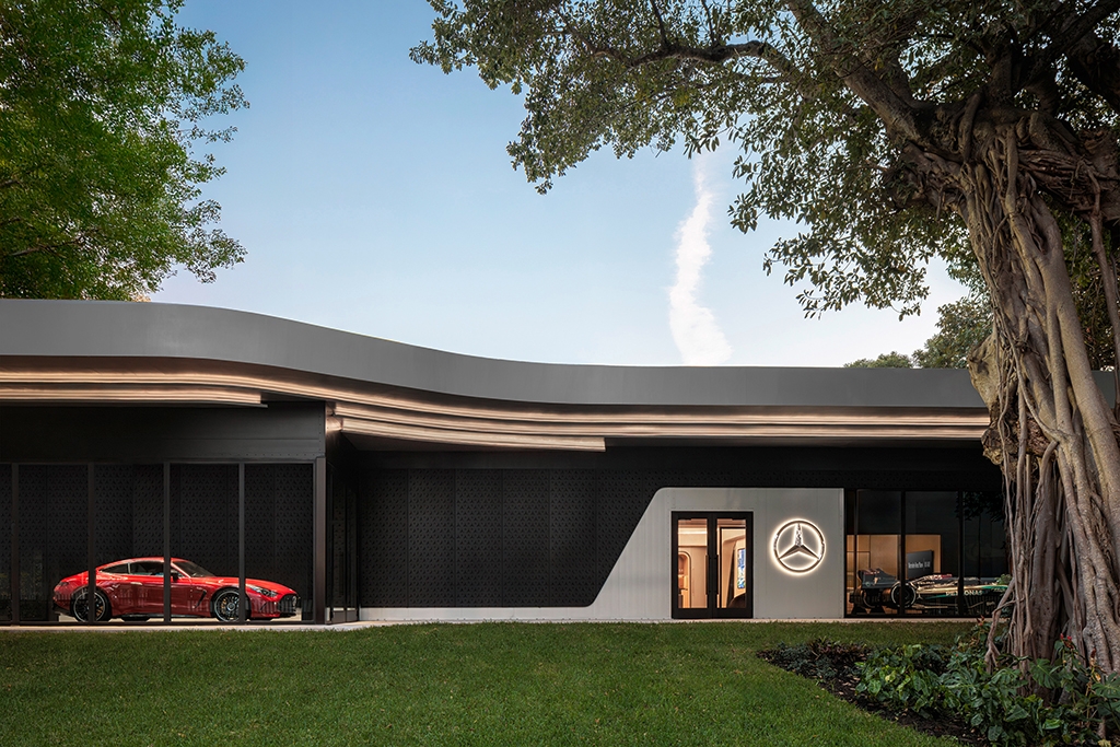 Mercedes-Benz Places launches sales for second tower - Sgcarmart