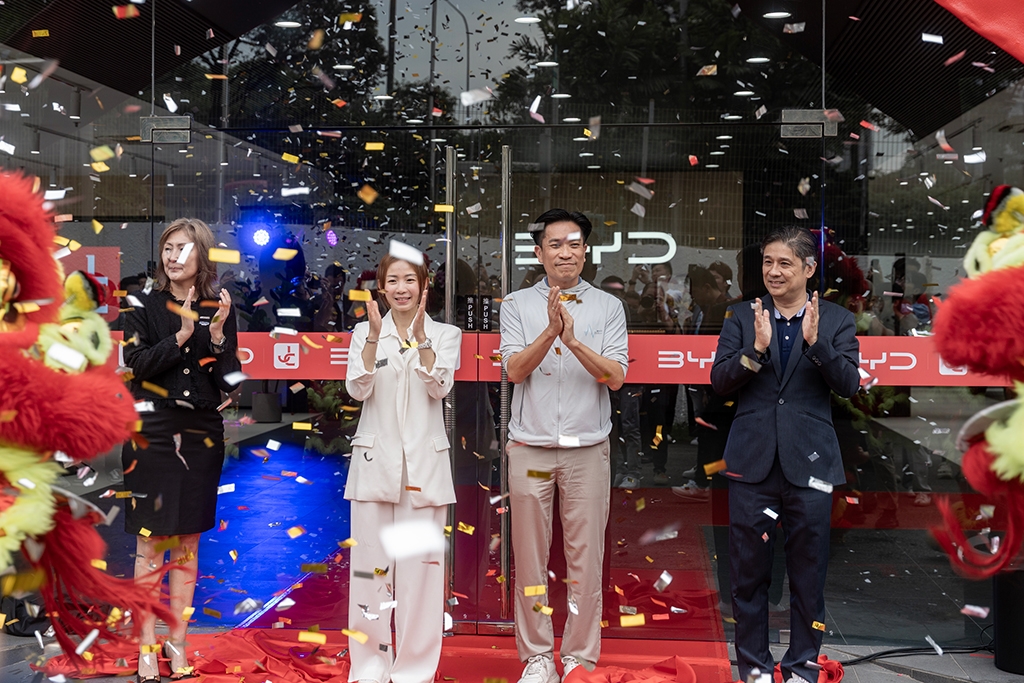 New BYD by JC space opens at Teban Gardens - Sgcarmart
