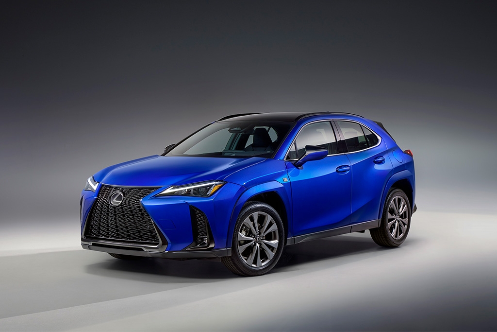 Lexus unveils its 2026 UX 300h - Sgcarmart