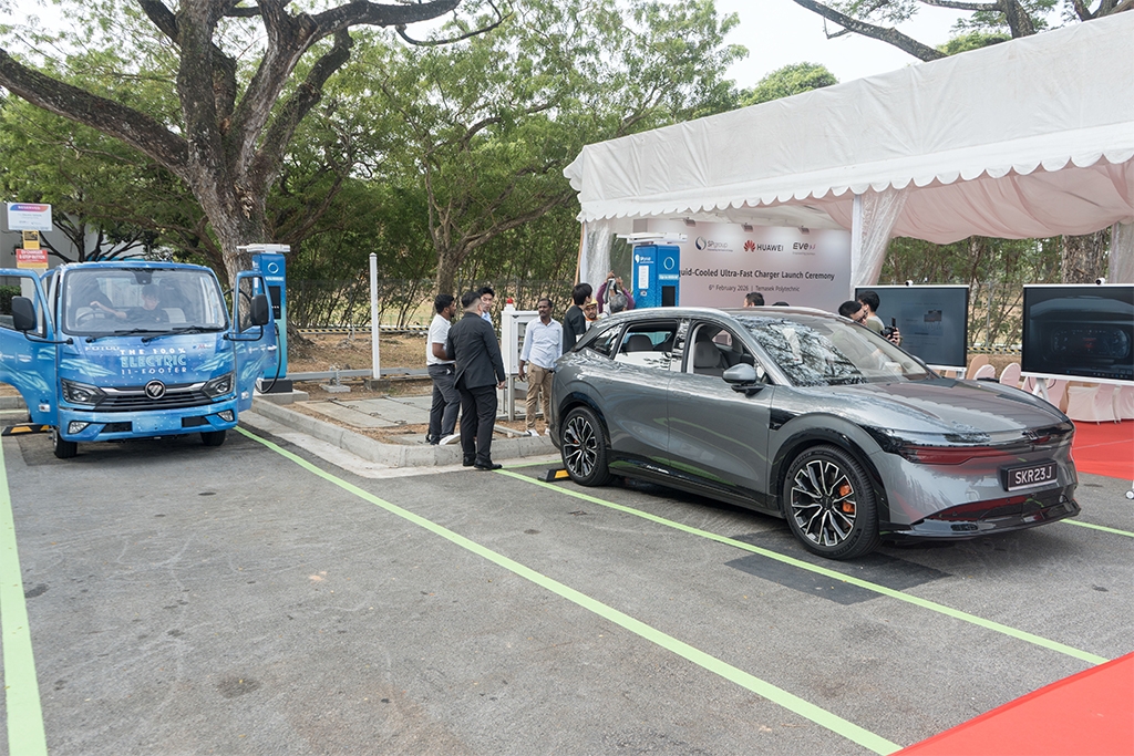Huawei and SP Mobility launch ultra-fast EV charging in SG - Sgcarmart
