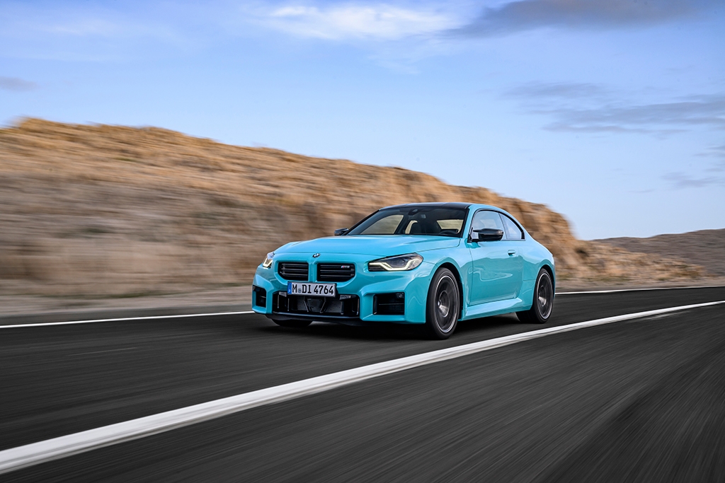BMW M2 now available with all-wheel drive - Sgcarmart