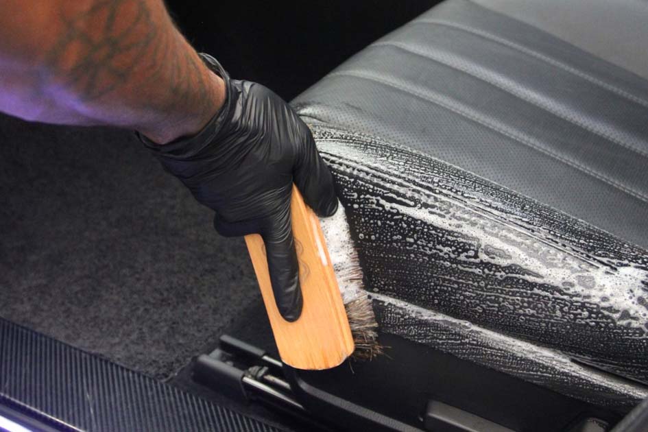 CQUARTZ Conditioning Interior Detailing Package Interior Grooming ...